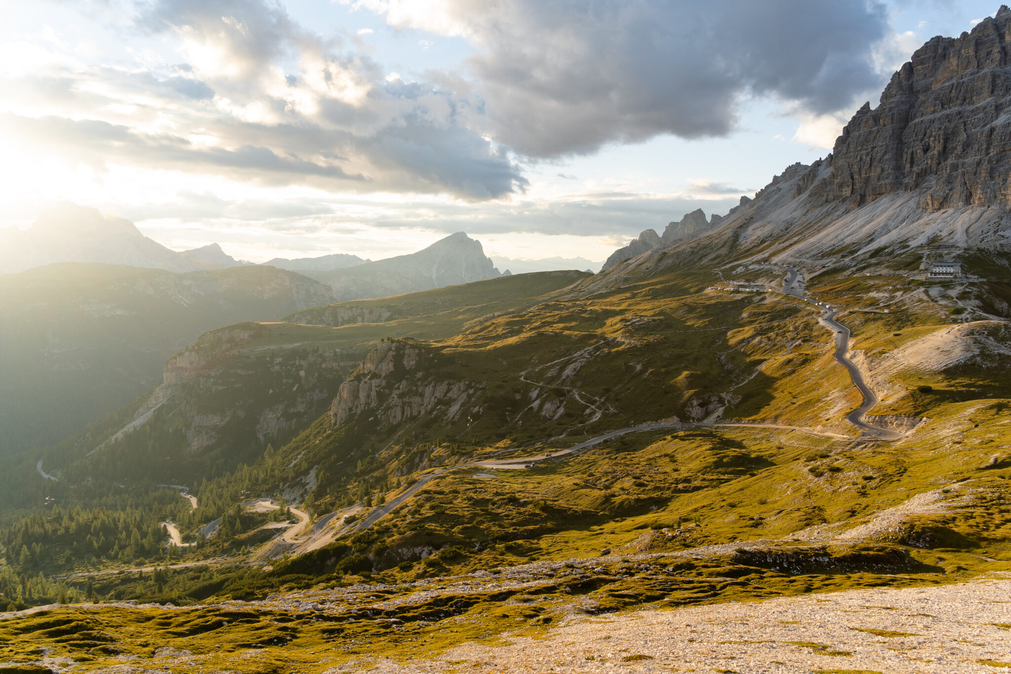 Drei Zinnen Umrundung: Einfach Wanderung in den Dolomiten