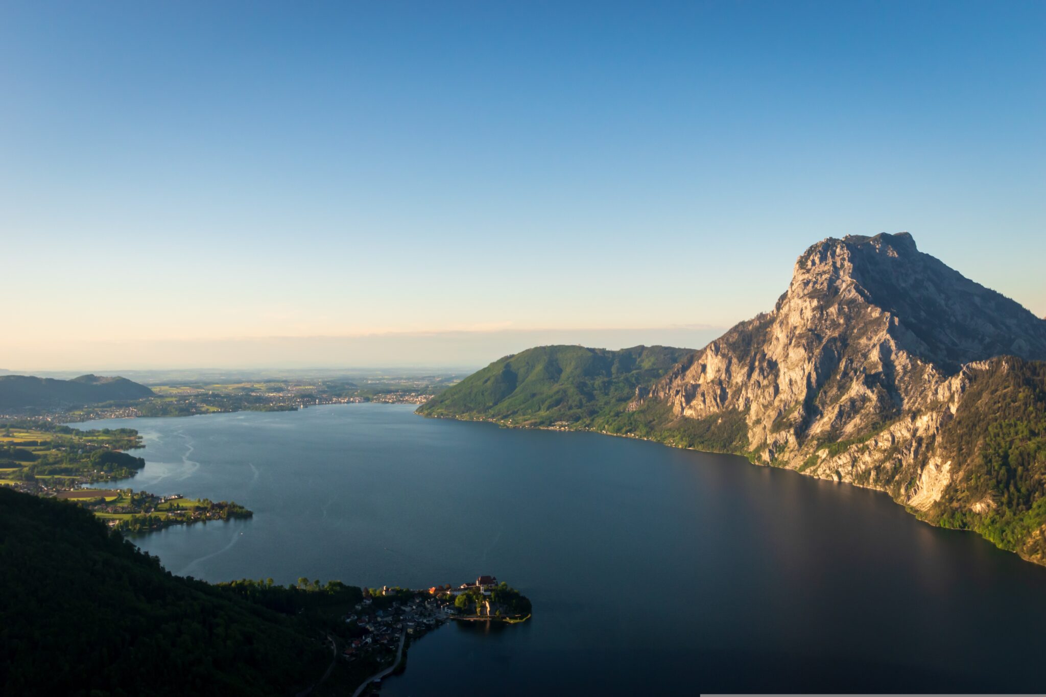 Wandern am Traunstein (1.691 m): Alle Steige und Hütten